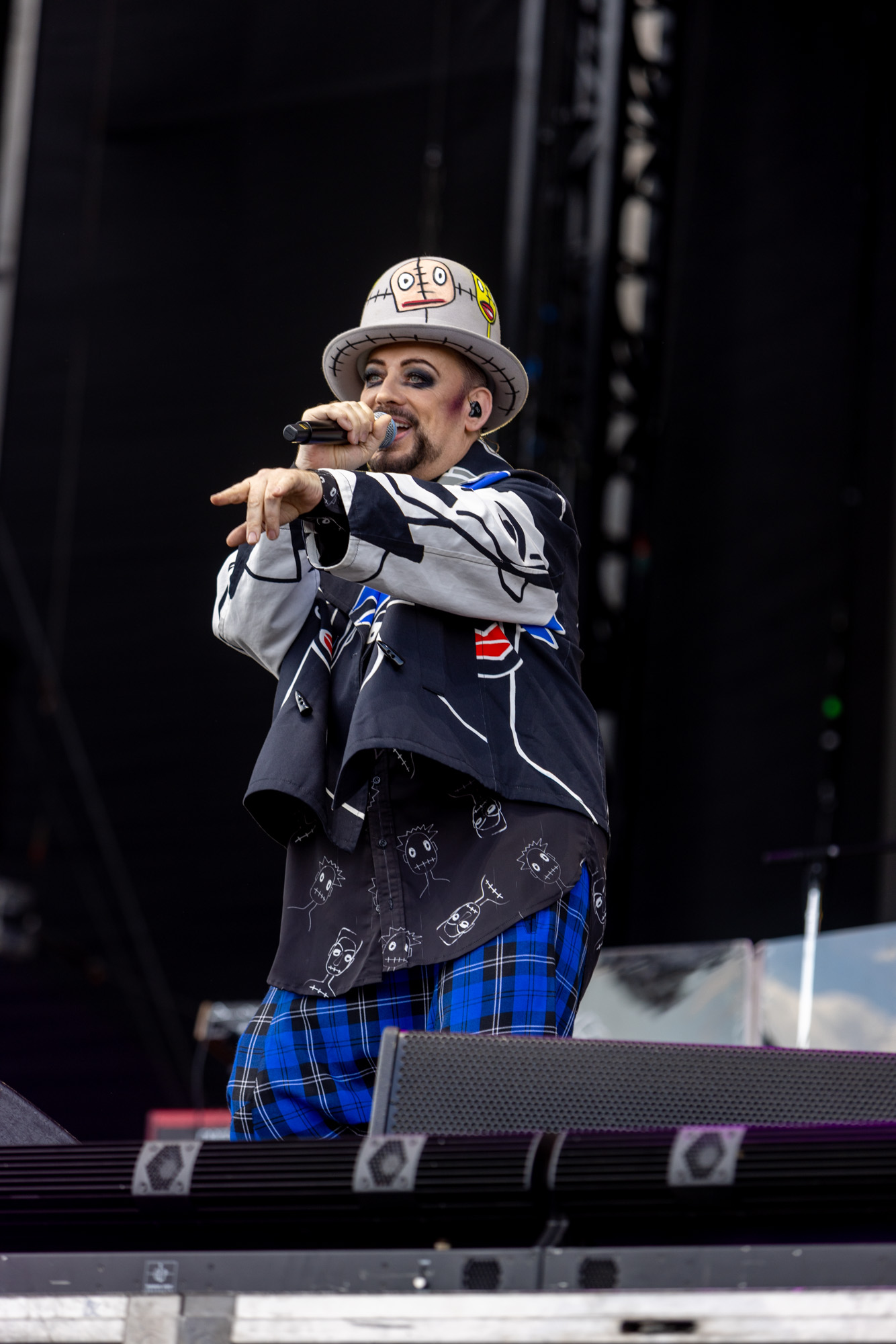 Photo Gallery: ACL 2022 Day Two Weekend Two ft. Flume, Lil Nas X, Diplo, Sofi Tukker and more ...