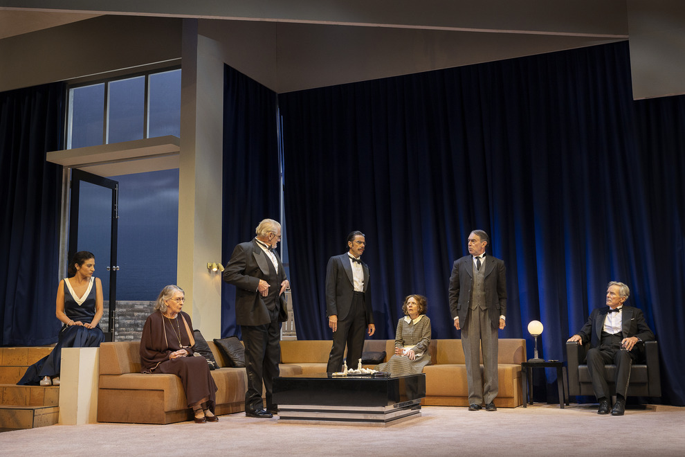 Theatre Review: And Then There Were None will have you suspecting ...